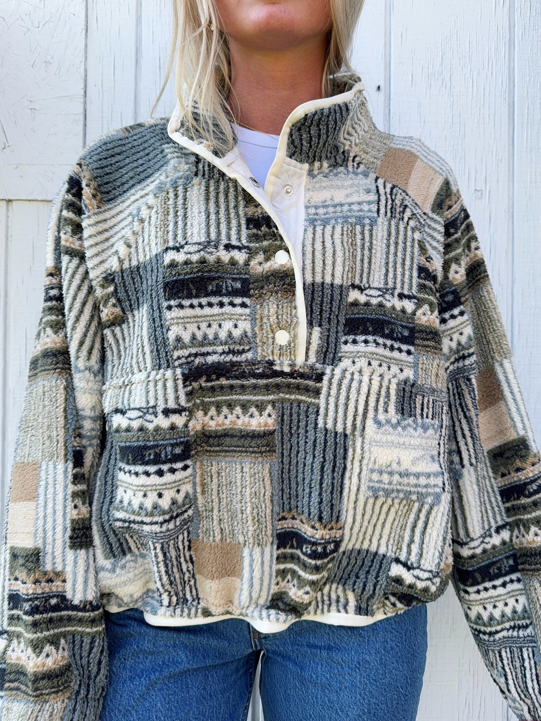 Snowy Season – Water Lily Clothing